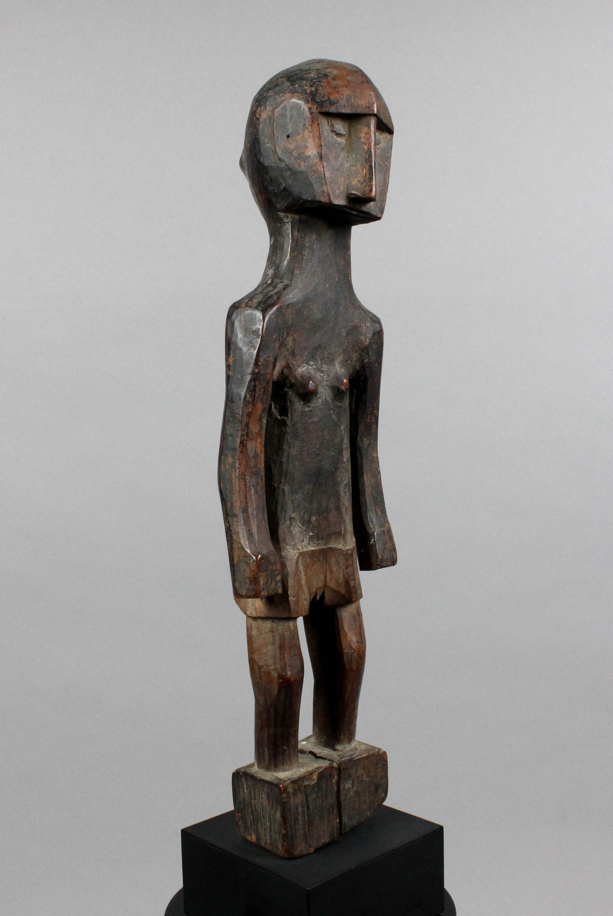 Mark A. Johnson Tribal Art > Five Images