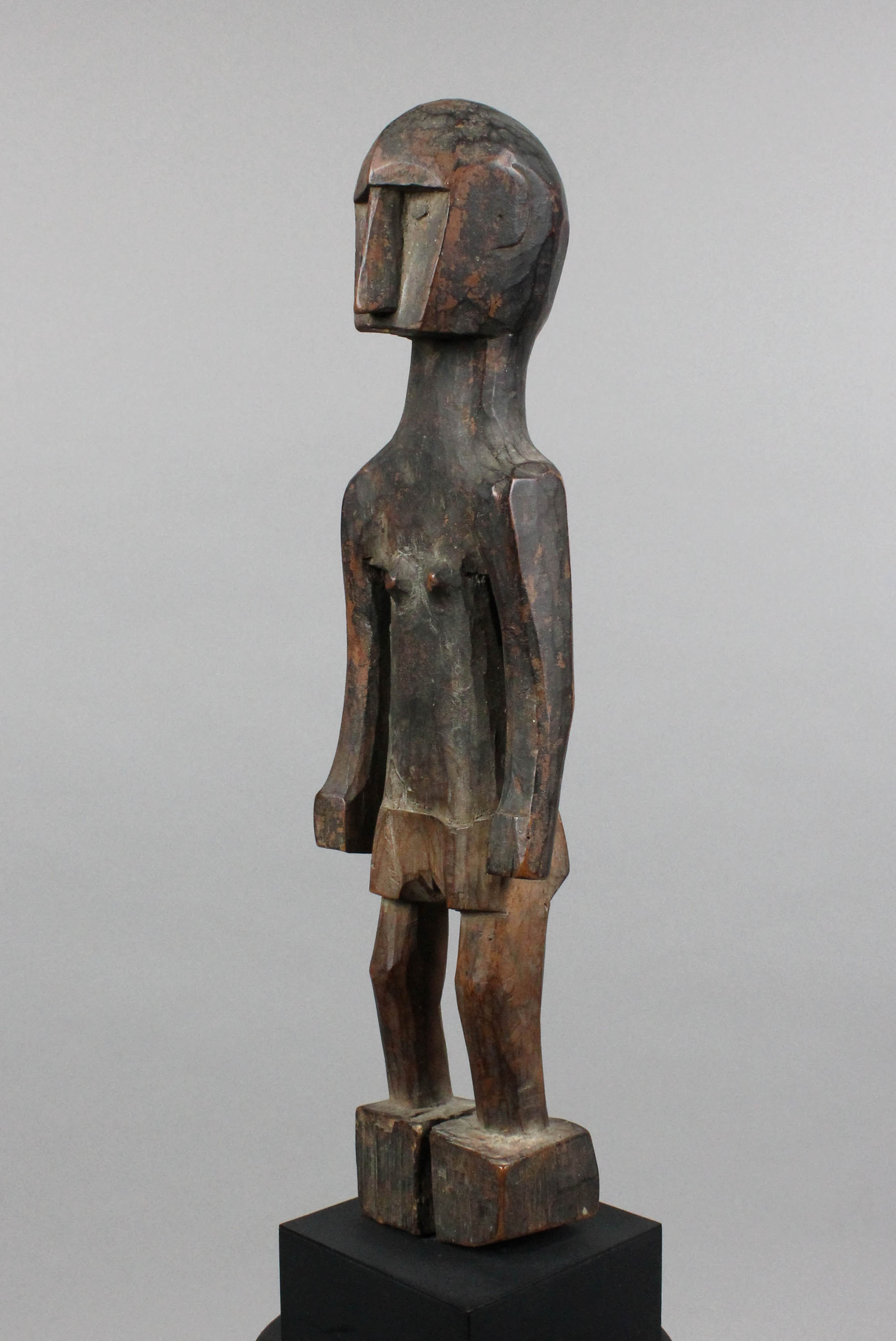 Mark A. Johnson Tribal Art > Five Images